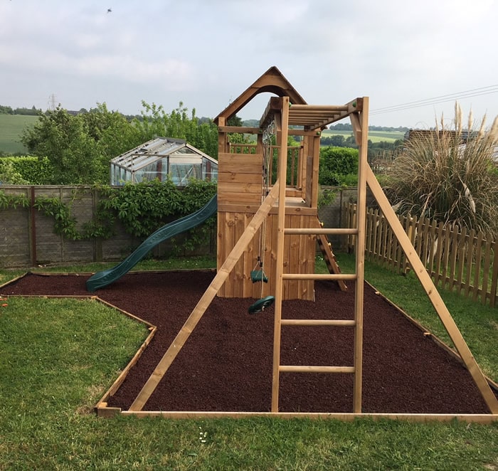 Rubber chippings for play areas & playgrounds | Rebound Playsafe